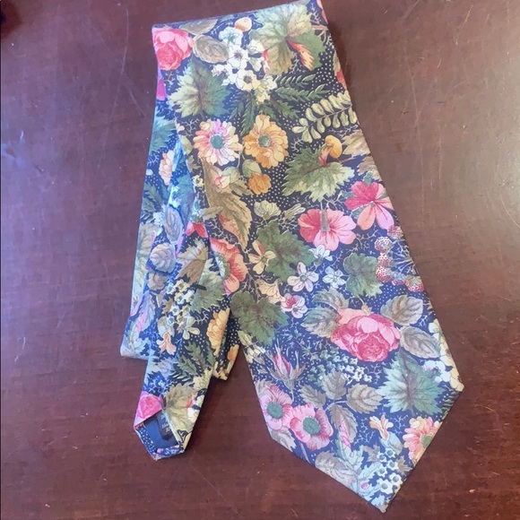 Beans McGee | Accessories | Vintage Beans Mcgee Floral Tie Made In The ...